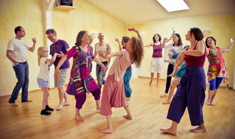 La Biodanza, una nueva actividad que utiliza el cuerpo como fuente ...